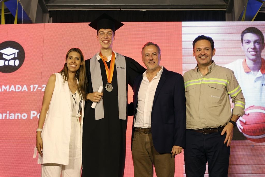 Campana Noticias | La Escuela Técnica Roberto Rocca graduó a su 5 ...